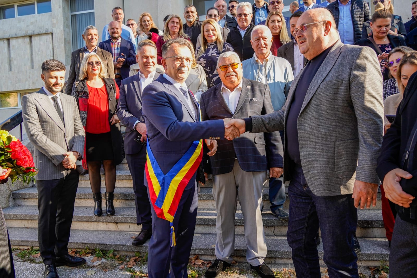 De astăzi, orașul Mioveni are un nou primar - Contra Atacul Argesului